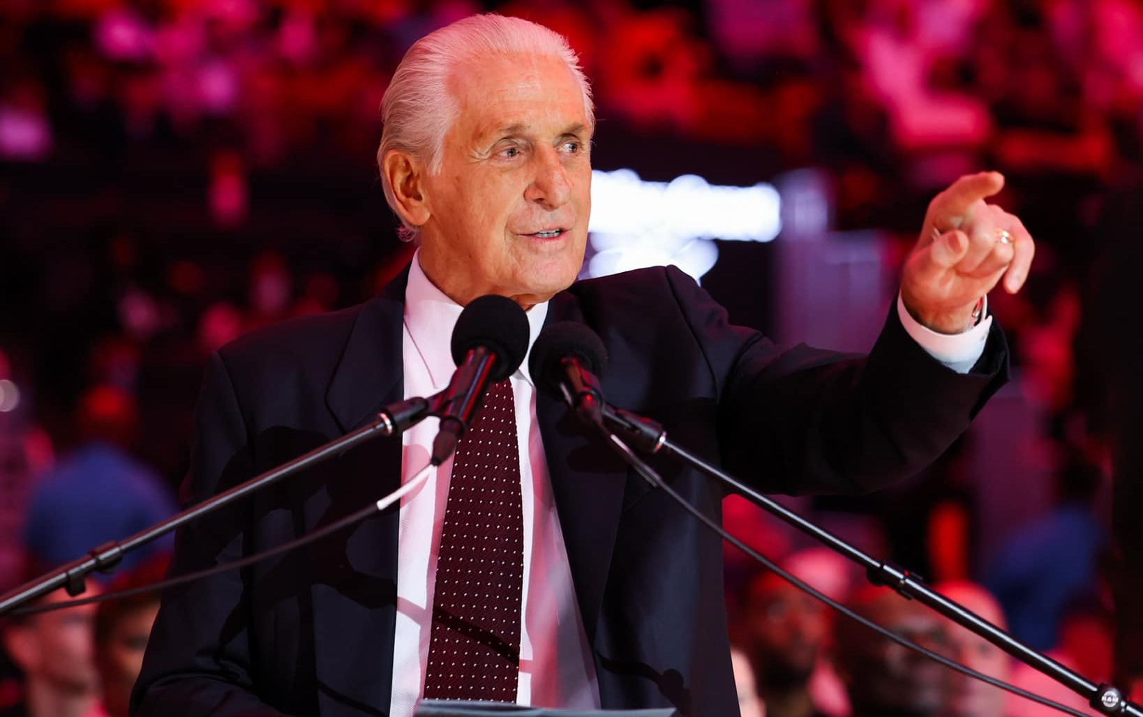 Heat Honor Pat Riley at Home But Lose Opener to Magic - Rebanse