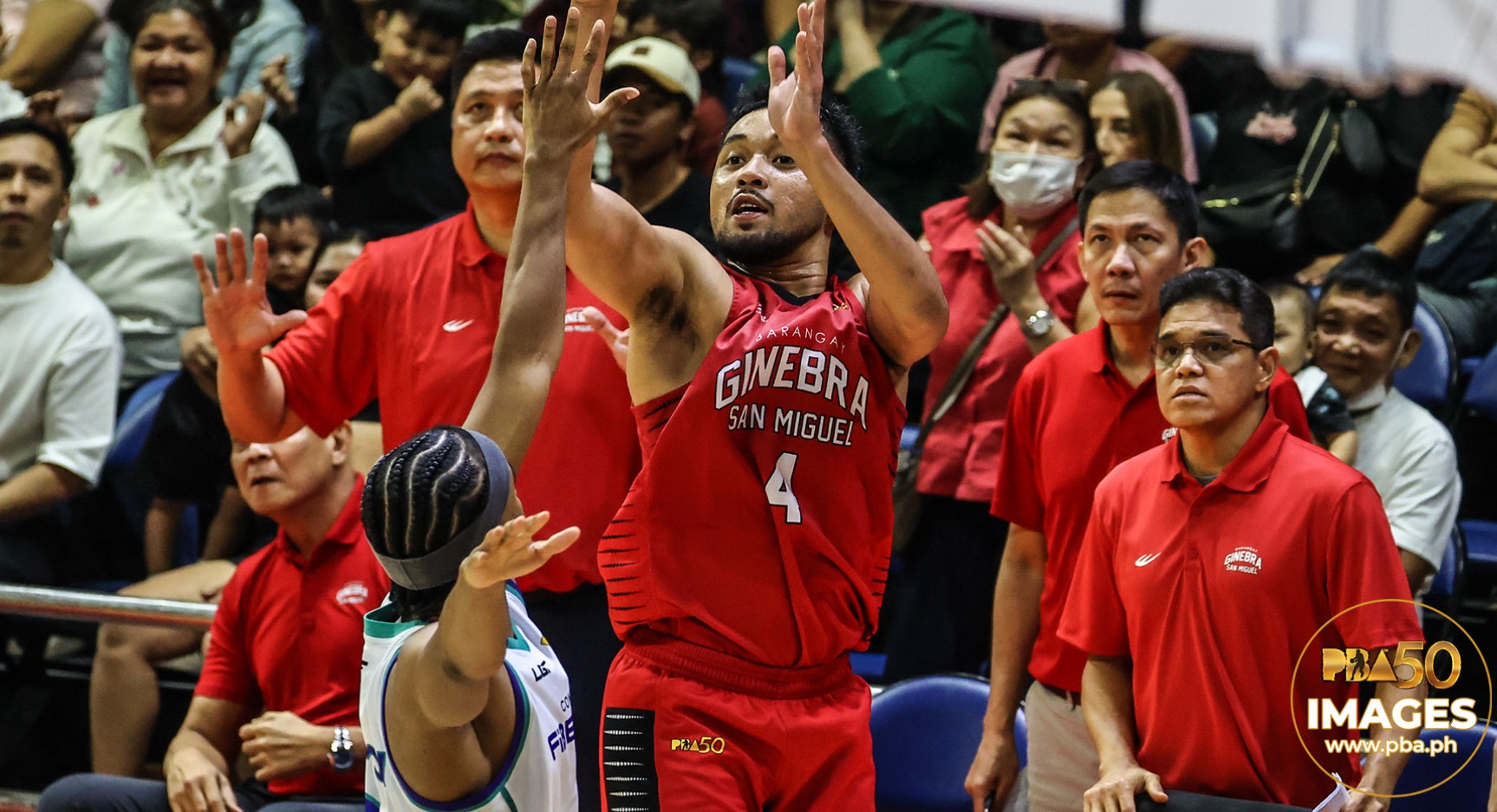 ‘Steph Curry-Like’ RJ Abarrientos Gets Green Light from Tim Cone to Be ...